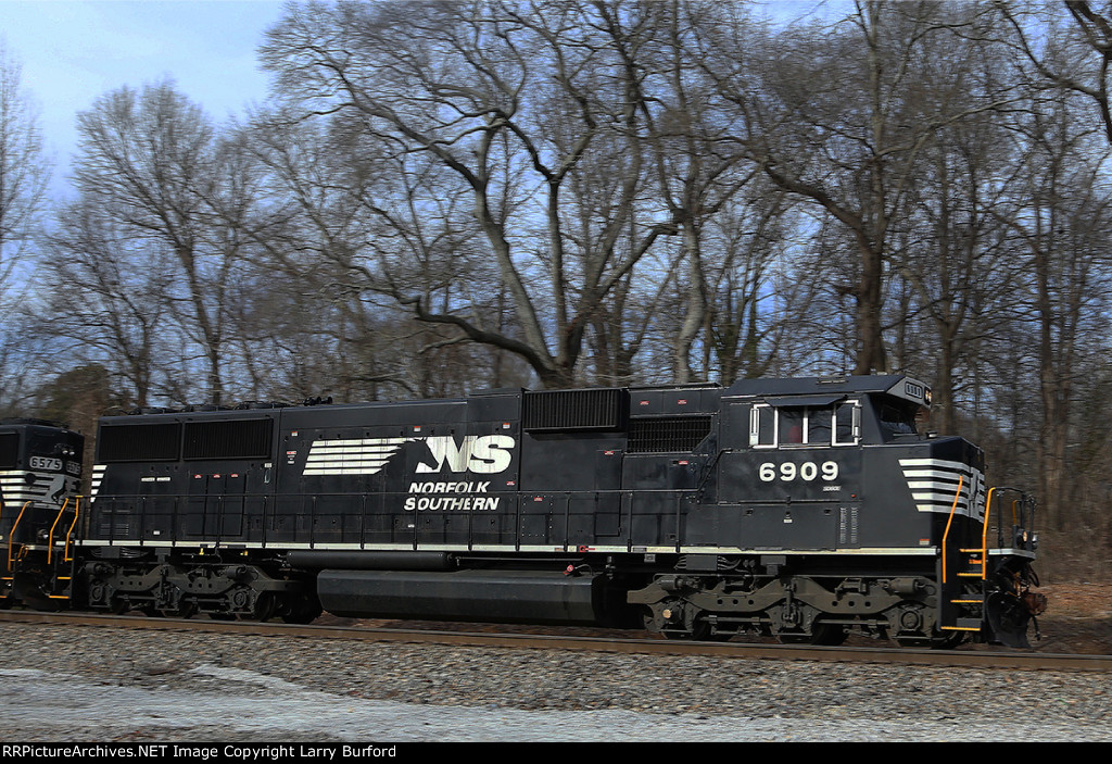 Norfolk Southern 6909